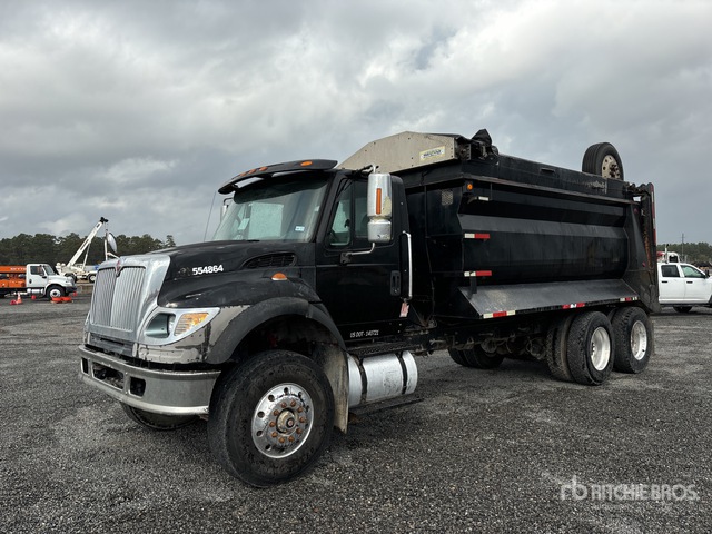 2006 International 7600 6x4 T/A Camión dumper | Ritchie Bros. Auctioneers