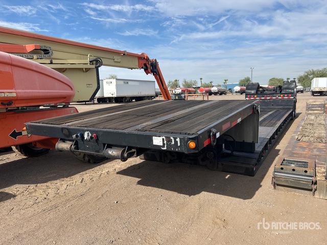 2009 Fontaine Renegade LX40 40 ton T/A Double Drop Lowboy Trailer ...