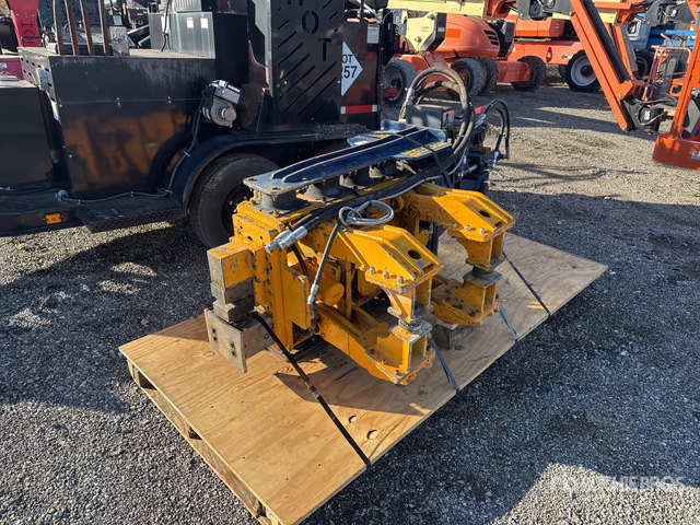 2023 HMC SPM30 Pile Driver and Extractor - Fits Excavator | Ritchie ...