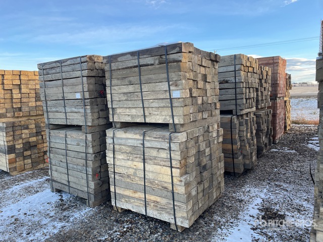 Quantity of (20) Bundles Pipeline Skids | Ritchie Bros. Auctioneers