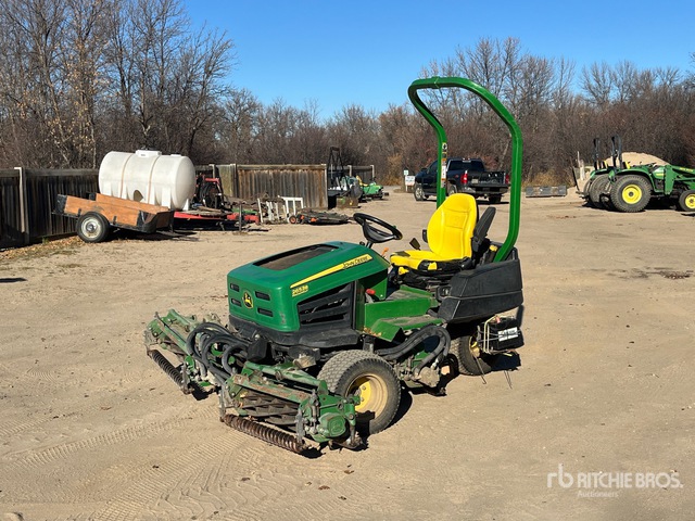 John Deere 2653B Precision Rough Cut Mower | Ritchie Bros. Auctioneers