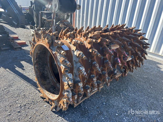 82 in Rock Breaker/Ripper - 201 Cat Milling Drum | Ritchie Bros ...