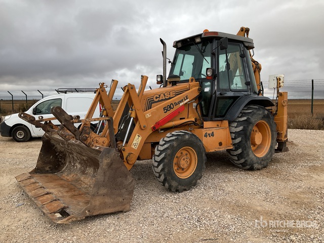 2001 Case 580SLE 4x4 Backhoe Loader | Ritchie Bros. Auctioneers