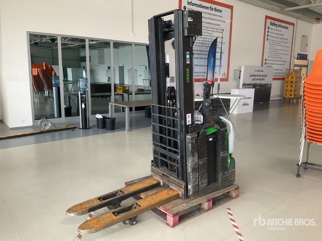 2019 Cesab S316L Electric Stacker | Ritchie Bros. Auctioneers