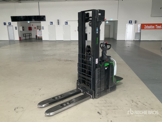 2019 Cesab S316L Electric Stacker | Ritchie Bros. Auctioneers