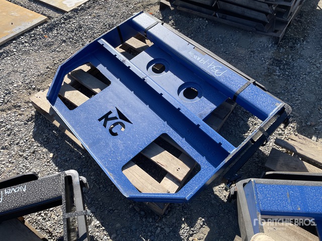 2024 Kit Containers MSS-45-FF-42 42 in Skid Steer Forks | Ritchie Bros ...