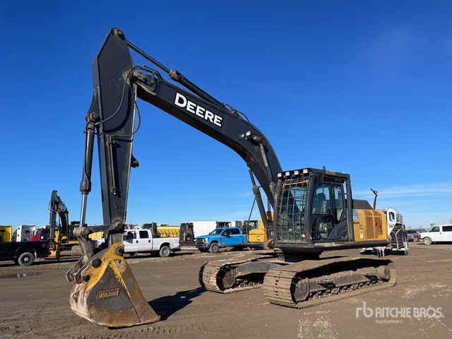 2014 John Deere 250G Tracked Excavator | Ritchie Bros. Auctioneers
