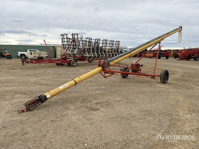 1994 Westfield J207-41 7 in x 41 ft Grain Auger | Ritchie Bros. Auctioneers
