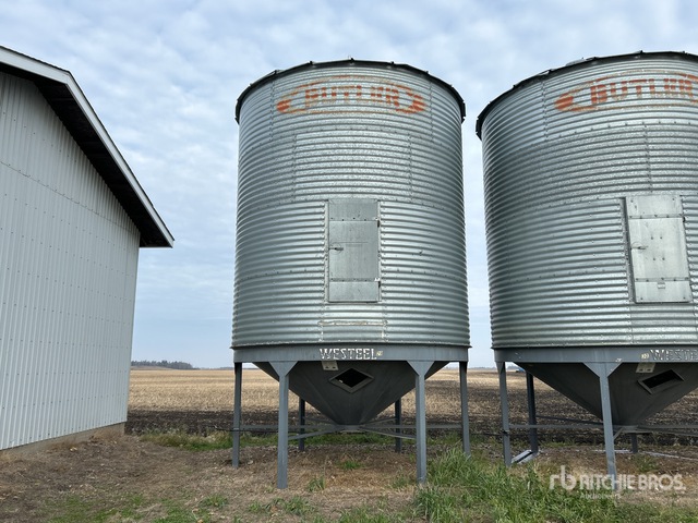 Butler +/- 2100 bu 4 Ring Grain Bin | Ritchie Bros. Auctioneers