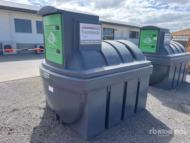 Kingspan FuelMaster 2500 L Poly Fuel Tank | Ritchie Bros. Auctioneers