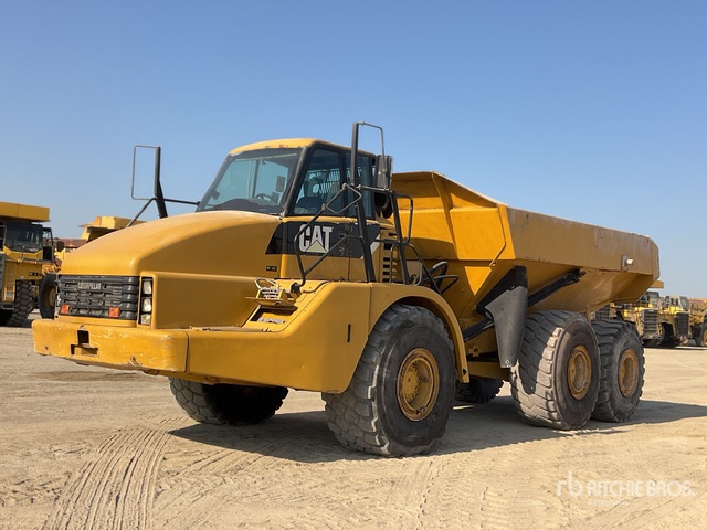 2010 Cat 740 Articulated Dump Truck | Ritchie Bros. Auctioneers