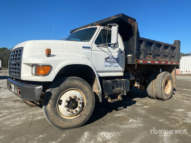 1997 Ford F800 4x2 S/A Dump Truck | Ritchie Bros. Auctioneers