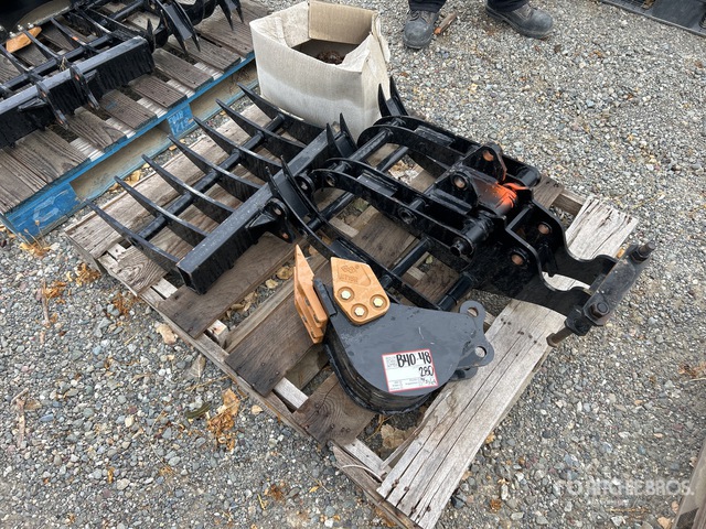Quantity of (3) Mini Excavator Attachments | Ritchie Bros. Auctioneers