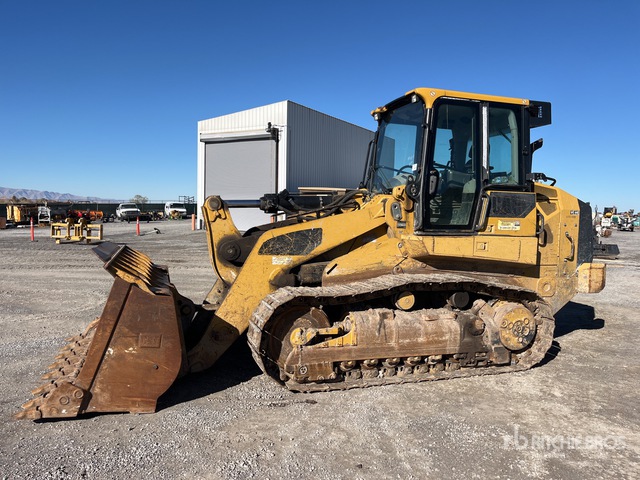 2010 Cat 963D Crawler Loader | Ritchie Bros. Auctioneers