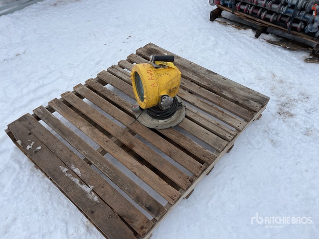 Phoenix XP1830LED-50XP Light Tower Light | Ritchie Bros. Auctioneers