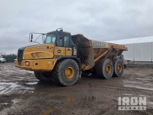 2008 John Deere 400D Articulated Dump Truck in Lansing, Michigan ...