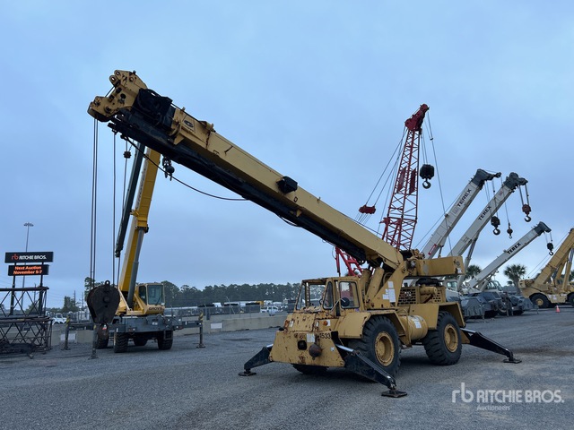 Grove RT58D 20 ton 4x4 Rough Terrain Crane | Ritchie Bros. Auctioneers