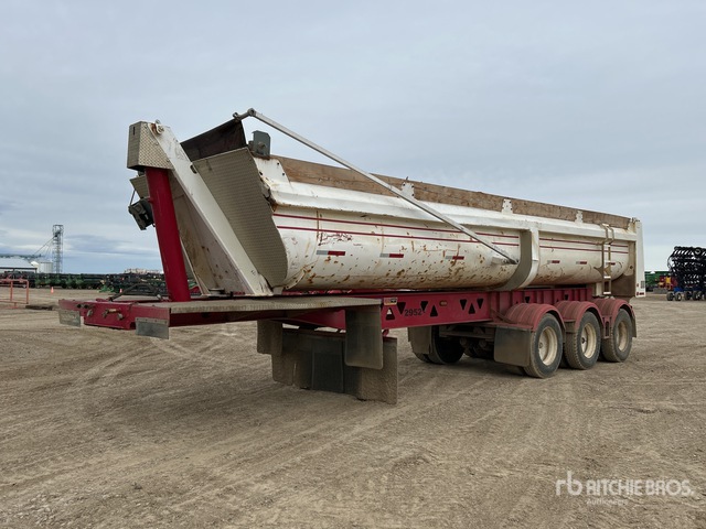2007 Midland SL3000 38 ft Tri/A End Dump Trailer | Ritchie Bros ...