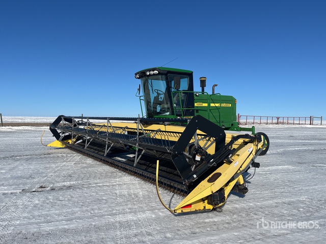 2005 John Deere 4895 30 ft Swather Windrower | Ritchie Bros. Auctioneers
