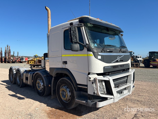 2016 Volvo FM13 8x4 T/A Sleeper Truck Tractor | Ritchie Bros. Auctioneers