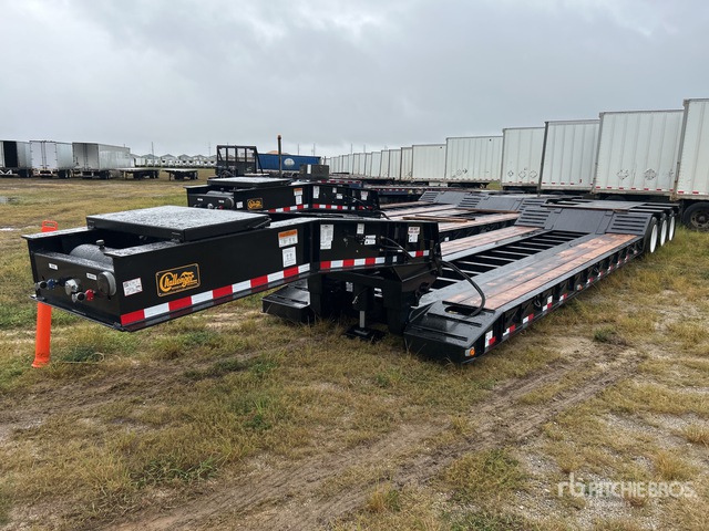 2024 Witzco RG-52 Tri/A Removable Gooseneck Lowboy Trailer | Ritchie Bros. Auctioneers