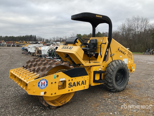 2019 Sakai SV414 Padfoot Drum Compactor | Ritchie Bros. Auctioneers