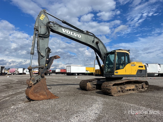 Volvo EC220 DL Tracked Excavator | Ritchie Bros. Auctioneers