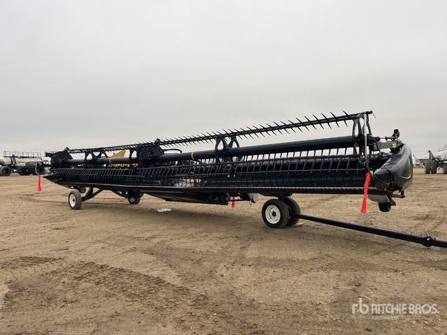 2015 MacDon FD75 40 ft Flex Draper Combine Header | Ritchie Bros ...