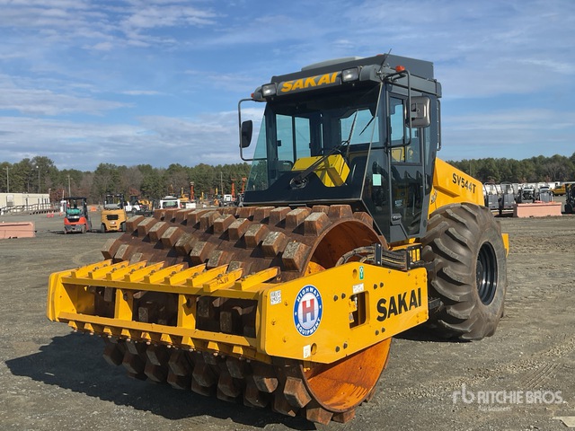 2021 Sakai SV544T Padfoot Drum Compactor | Ritchie Bros. Auctioneers