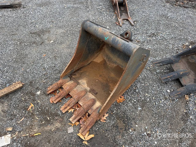 2016 Woods Equipment WR XLS 24 in Digging Excavator Bucket | Ritchie ...