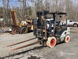 2024 Bobcat G30N-7 5500 lb Pneumatic Tire Forklift (Inoperable) in ...