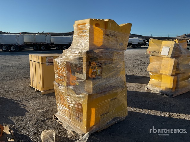 Uline 2-Step Poly Steps & 3-Step Poly Steps | Ritchie Bros. Auctioneers