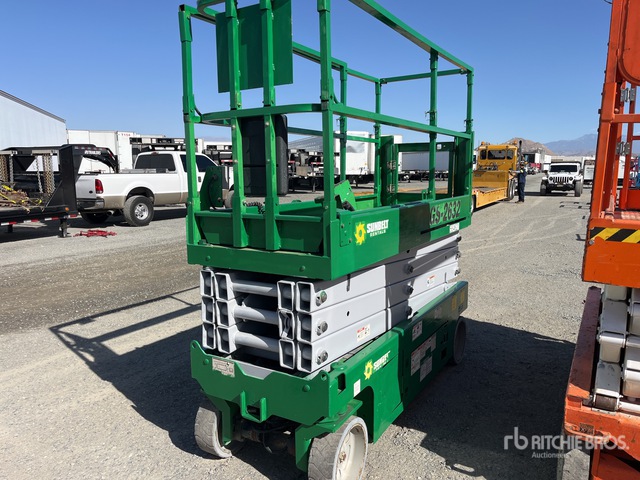 2013 Genie GS2632 Electric Elevador de tijera | Ritchie Bros. Auctioneers