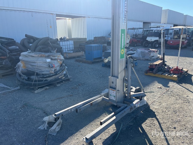 2019 Genie SLC-18 Material Hoist | Ritchie Bros. Auctioneers