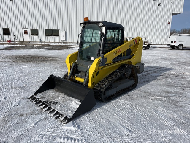2018 Wacker Neuson ST28 Compact Track Loader | Ritchie Bros. Auctioneers