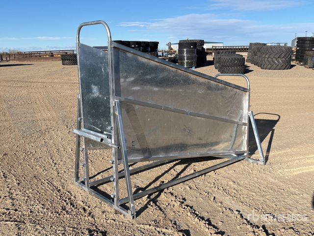 8 ft x 2 ft Small Aluminum Loading Chute | Ritchie Bros. Auctioneers
