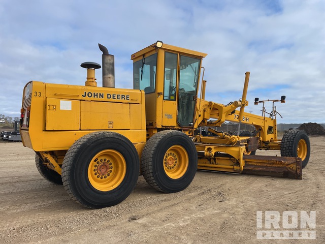 John Deere 770 B-H Motor Grader in Deforest, Wisconsin, United States ...