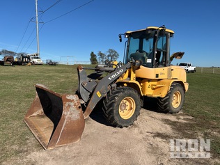 2015 Volvo L35GS Wheel Loader in Gilmer, Texas, United States ...