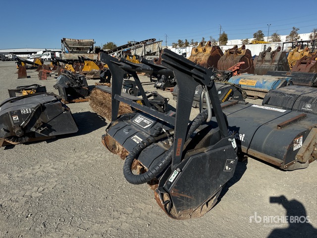 2015 Cat HM315C 62 in Skid Steer Mulcher | Ritchie Bros. Auctioneers
