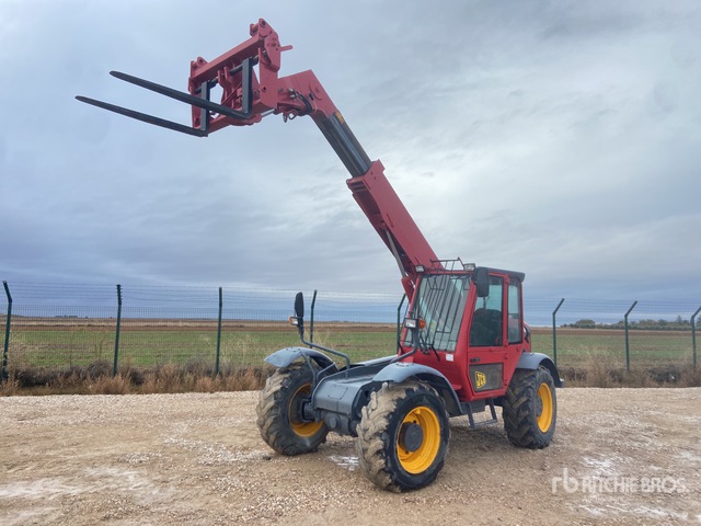 2006 JCB 528-70 Telehandler | Ritchie Bros. Auctioneers