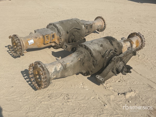 Quantity of (2) Cat Differential Assembly Varios - Fits Cat 950H ...