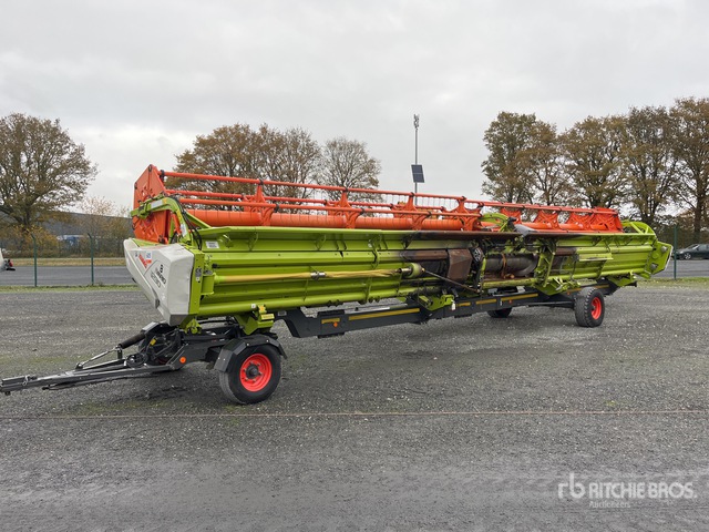 2020 Claas VARIO 1230 Combine Header | Ritchie Bros. Auctioneers