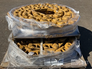 Surplus (2) Cat 1171024 Track Link Assemblies in South Vienna, Ohio ...