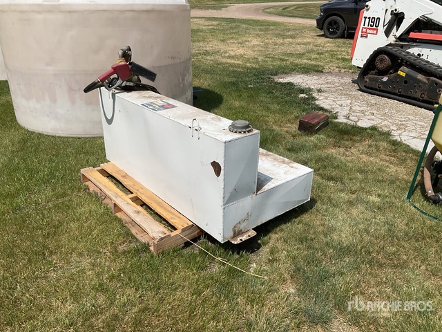Better Built 100 gal Portable Steel Diesel L-Shaped Slip Réservoir ...