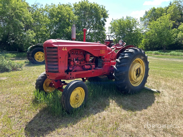 1953 Massey-Harris 44 2WD Antique Tractor | Ritchie Bros. Auctioneers