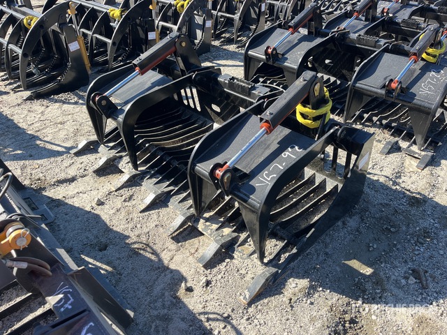 All-Star 72 in Rock Skid Steer Grapple Bucket | Ritchie Bros. Auctioneers