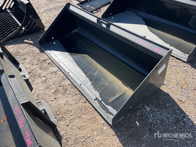 Mid-State 72 In Low Profile Skid Steer Bucket (Unused) | Ritchie Bros ...