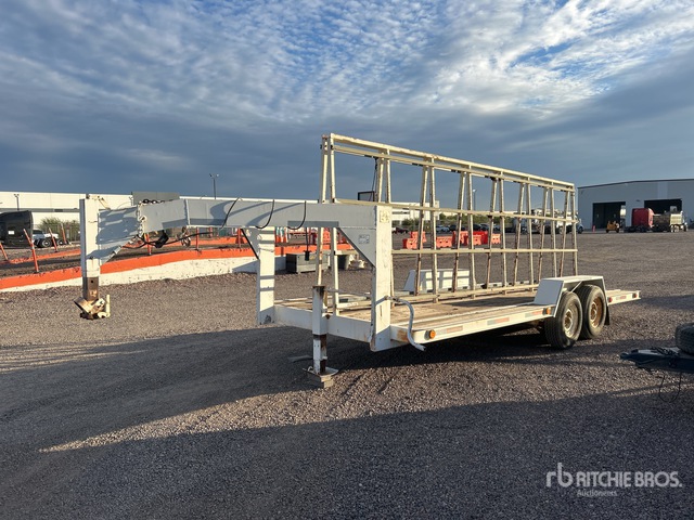 1983 American G2000 20 ft T/A Glass Trailer | Ritchie Bros. Auctioneers