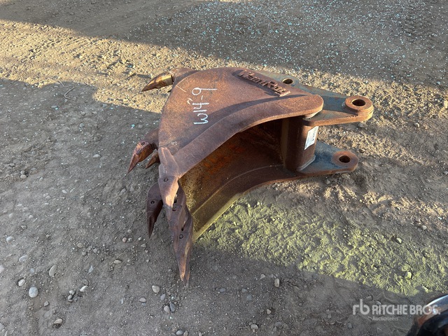 Wain-Roy 16 in Ripper Backhoe Rear Bucket | Ritchie Bros. Auctioneers