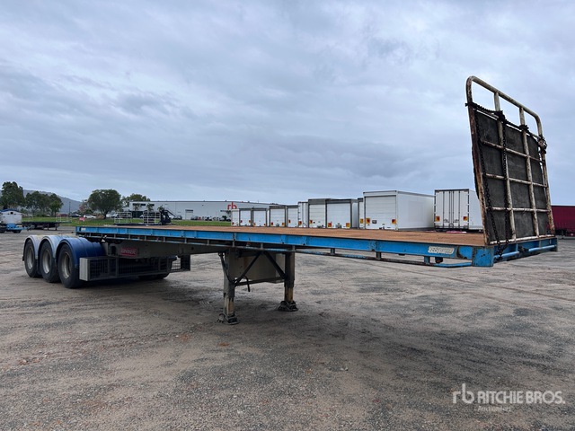 2009 Barker 8.4 m Tri/A B-Double Lead Flatbed Trailer | Ritchie Bros ...